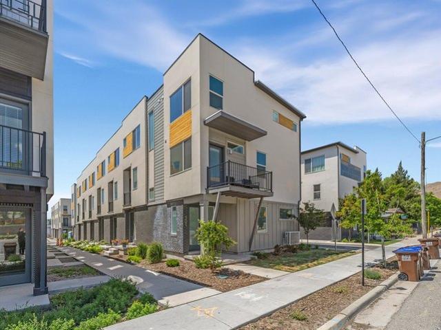 301 W Azure Sky Ln N, Salt Lake City, UT 84103