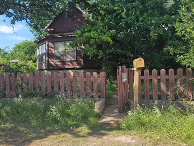 301 W Boynton St, Hamilton, TX 76531