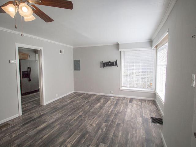 301 w forest ave