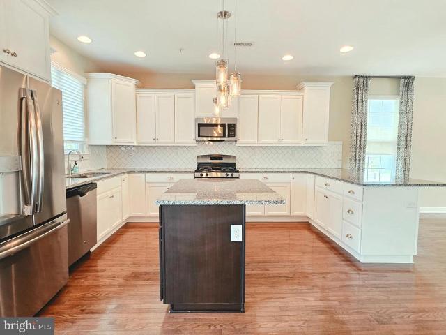 301 W Hamlin Avenue