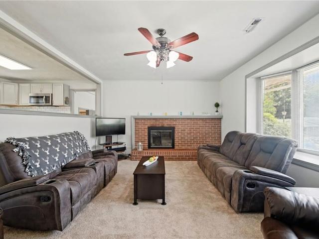 301 Waltz Farm DR