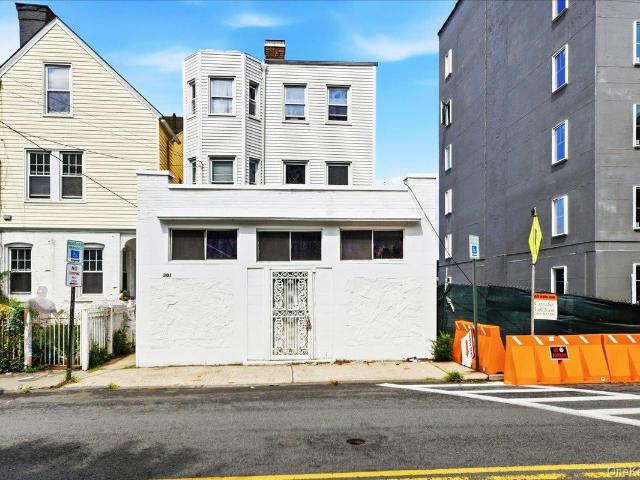 301 Warburton Avenue 1