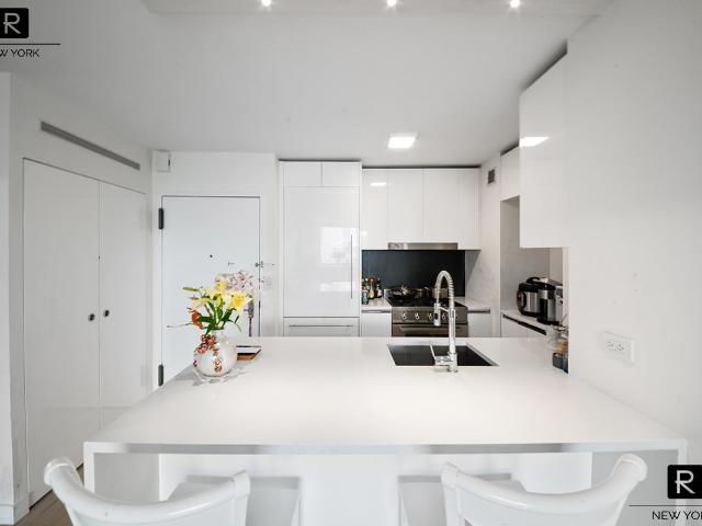 301 West 53rd Street, New York, NY