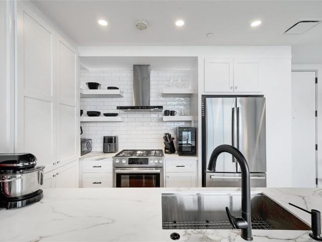 301 West Ave # 2201