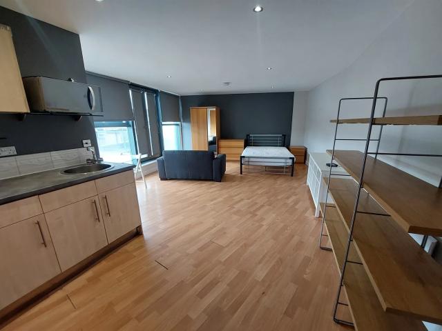 301, West One Space, City Centre, S1