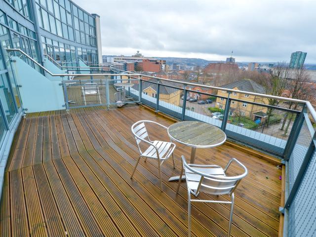 301, West One Reflect, City Centre, S1