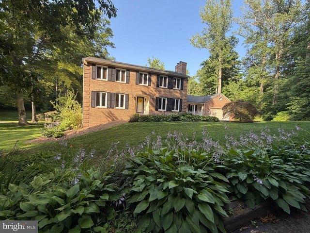 301 Whispering Oaks Ln, Davidsonville, MD 21035
