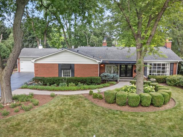 301 Willow Lane