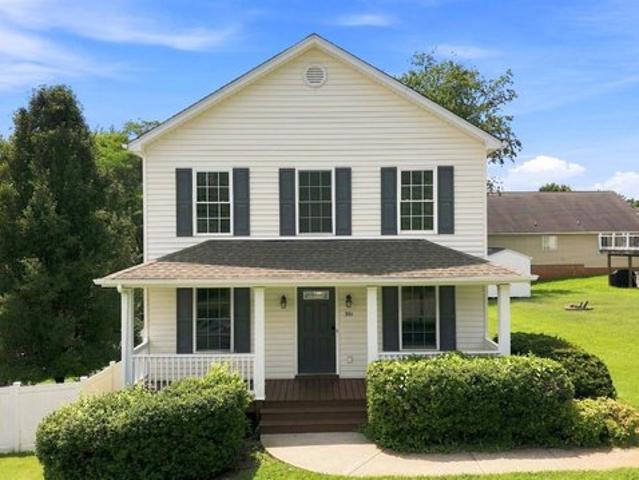 301 Towne Crier Rd, Lynchburg, VA 24502