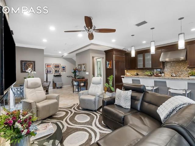 301 Tarpon Dr, Fort Lauderdale, FL
