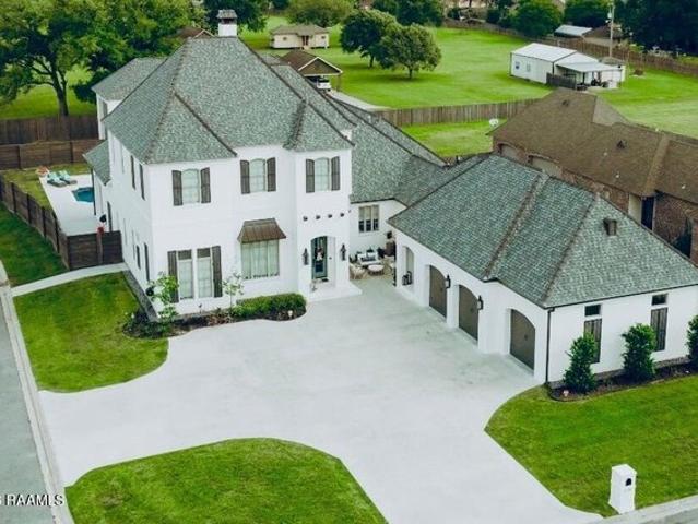 301 Tasvo Trl, Lafayette, LA 70508