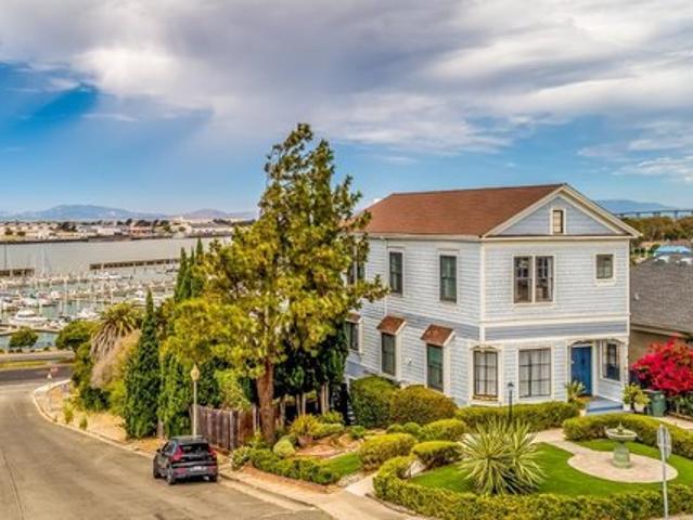 301 Trinity St, Vallejo, CA 94590