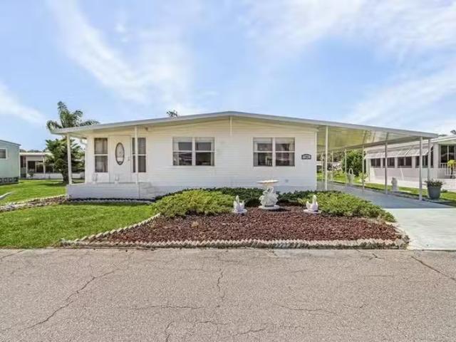 301 Twig Ct N, North Fort Myers, FL 33917 MLS 224032099