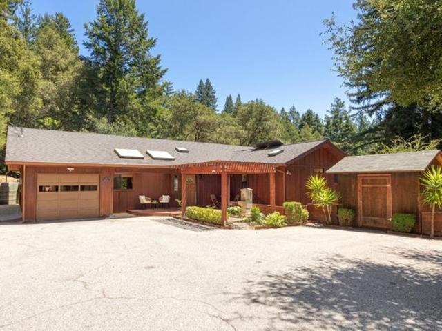 301 Upper Rd, Boulder Creek, CA 95006