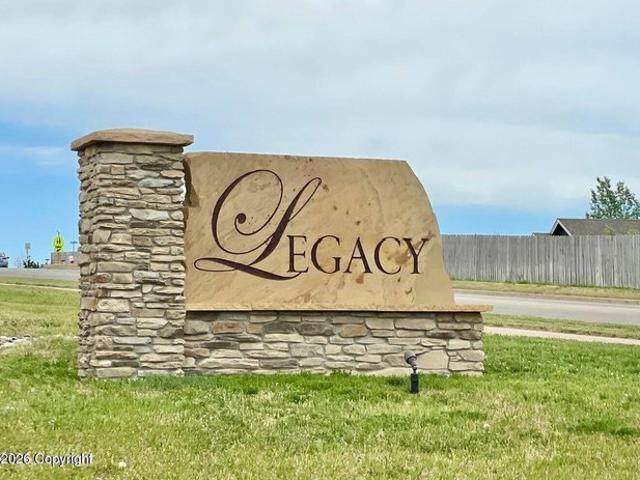 301 Villa Way, Gillette, WY 82718