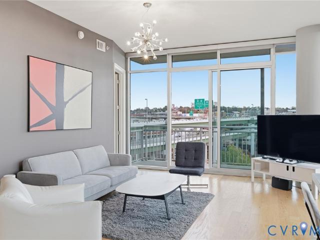 301 Virginia Street U714