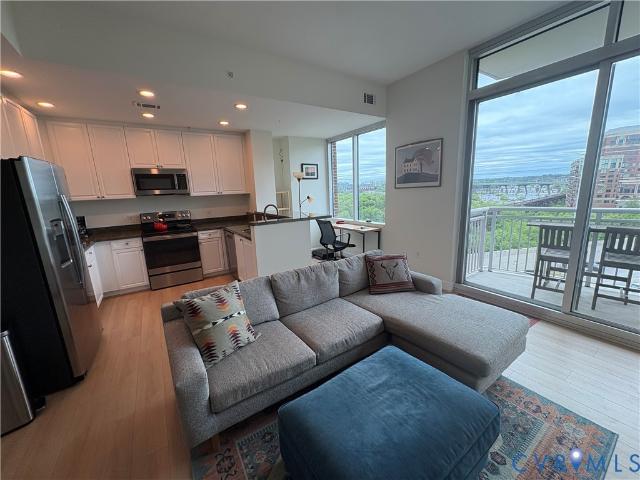 301 Virginia Street U804