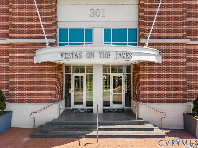 301 Virginia Street U902