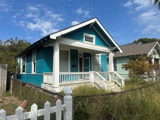 3024 Avenue R, Galveston, TX 77550