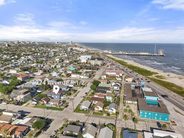 3024 Avenue R 1/2, Galveston, TX 77550 | MLS #50229 | Compass