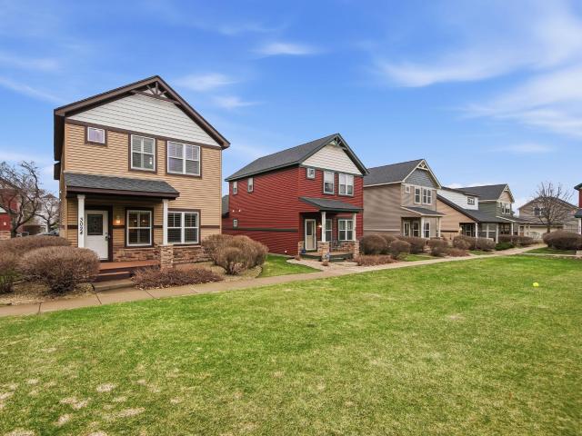 3024 Cottage Lane N