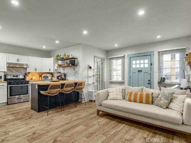 3024 E 17th St, Long Beach, CA 90804 | MLS #PW26091 | Compass