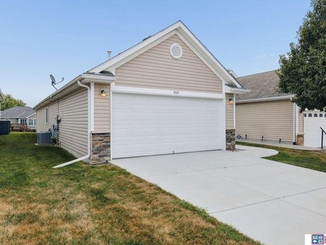 3024 Gunsmoke Dr, Lincoln, NE 68507