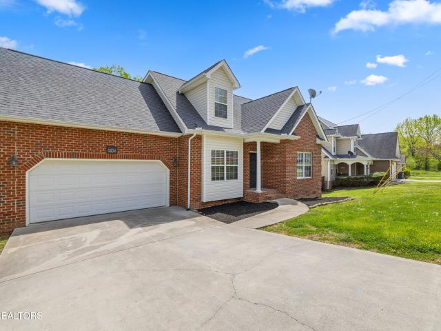3024 Pinex Lane
