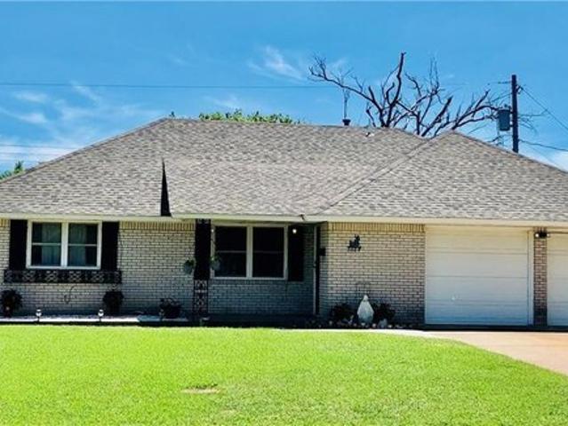 3024 SW 66th St, Oklahoma City, OK 73159
