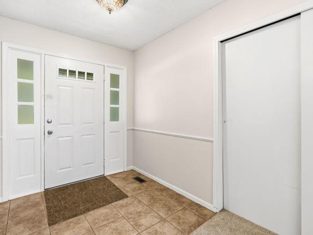 3024 Winslow Place