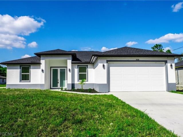 3024 37th St SW, Lehigh Acres, FL 33976
