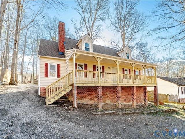 3025 Maplevale Rd, Chester, VA 23831