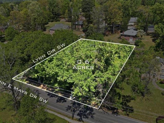 3025 Benjamin E Mays SW
