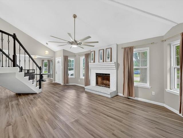 3025 David Dr, Rowlett, TX 75088