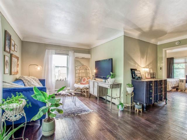 3025 E Main Street