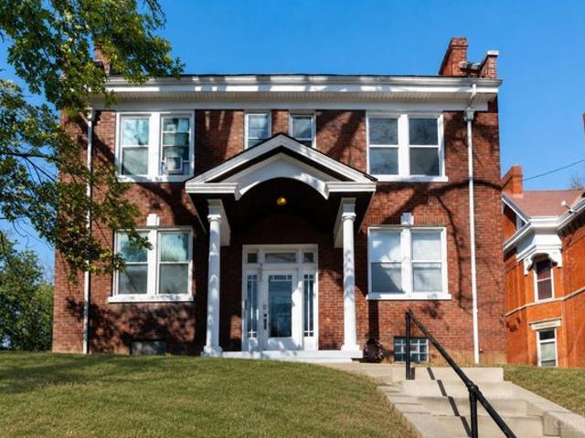 3025 Gilbert Ave, Cincinnati, OH 45206