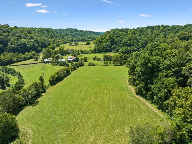 3025 Knob Creek Rd