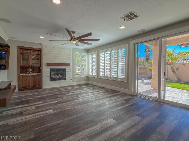 3025 Scenic Valley Way