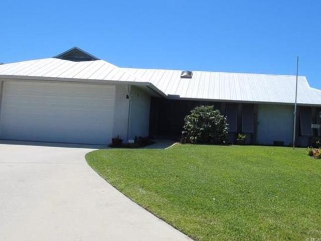 3025 SE Glasgow Dr, Stuart, FL 34997