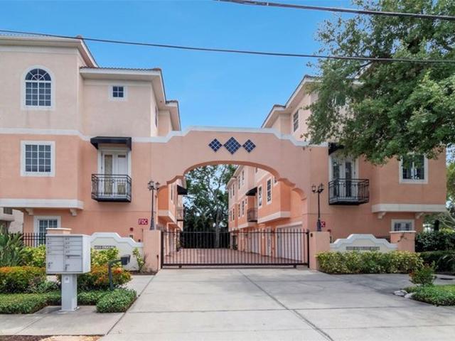 3025 W Grovewood Ct Unit 3, Tampa, FL 33629