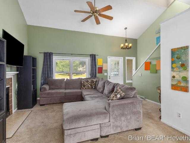 3026 Creek Ridge Drive
