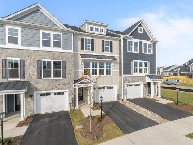 3026 Farrow Cir