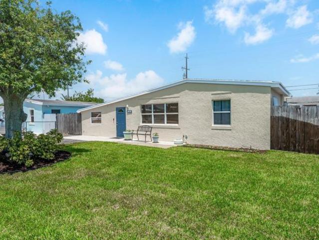 3026 French Ave, Lake Worth, FL 33461