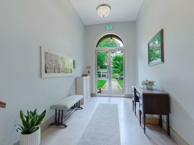 3026 Porter Street NW, Washington, US, DC