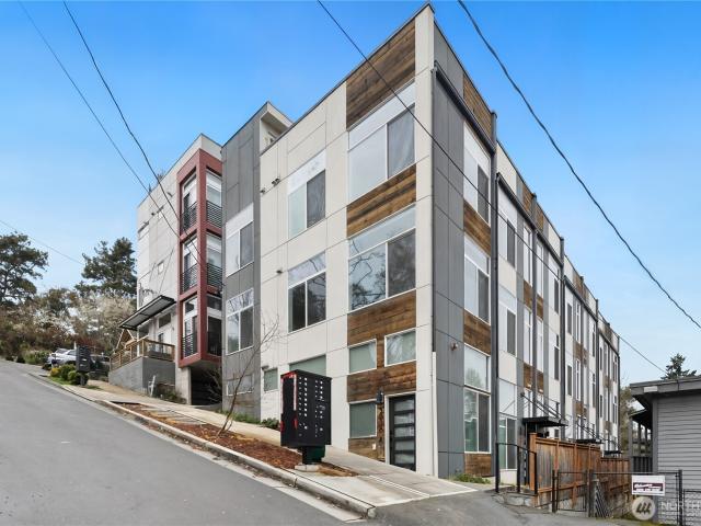 3026 SW Charlestown St, Unit C, Seattle, WA 98126 | MLS #2494