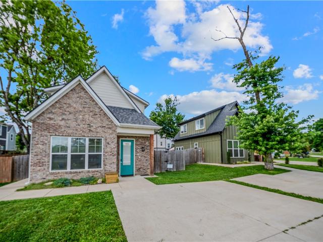 3026 W Old Farmington Road