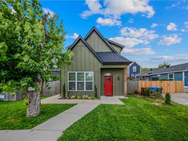 3026 & 3022 Old Farmington Road