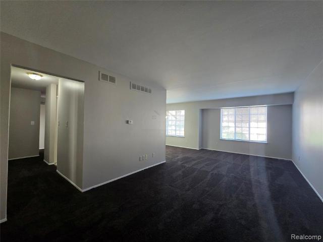30276 Southfield Road # 215
