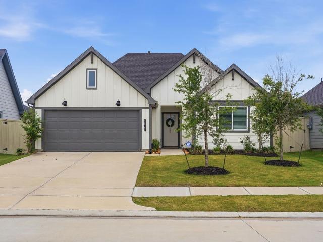 3027 Magnolia Pass Lane