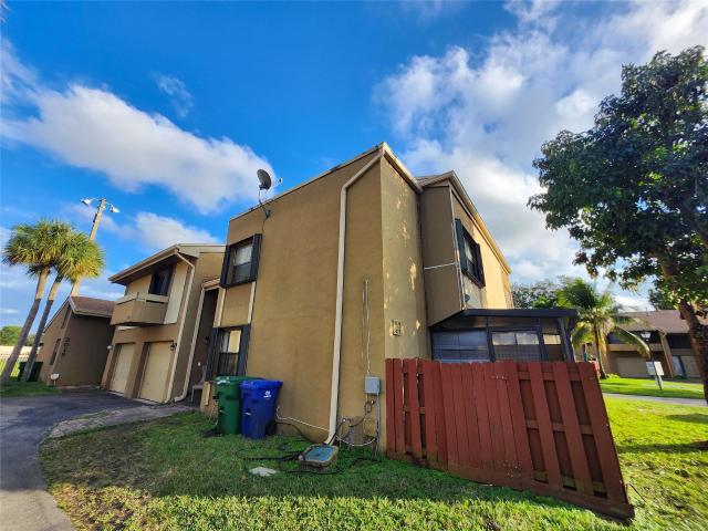 3027 E Missionwood Ln, Unit B51, Miramar, FL 33025 | MLS #F10549 | Compass